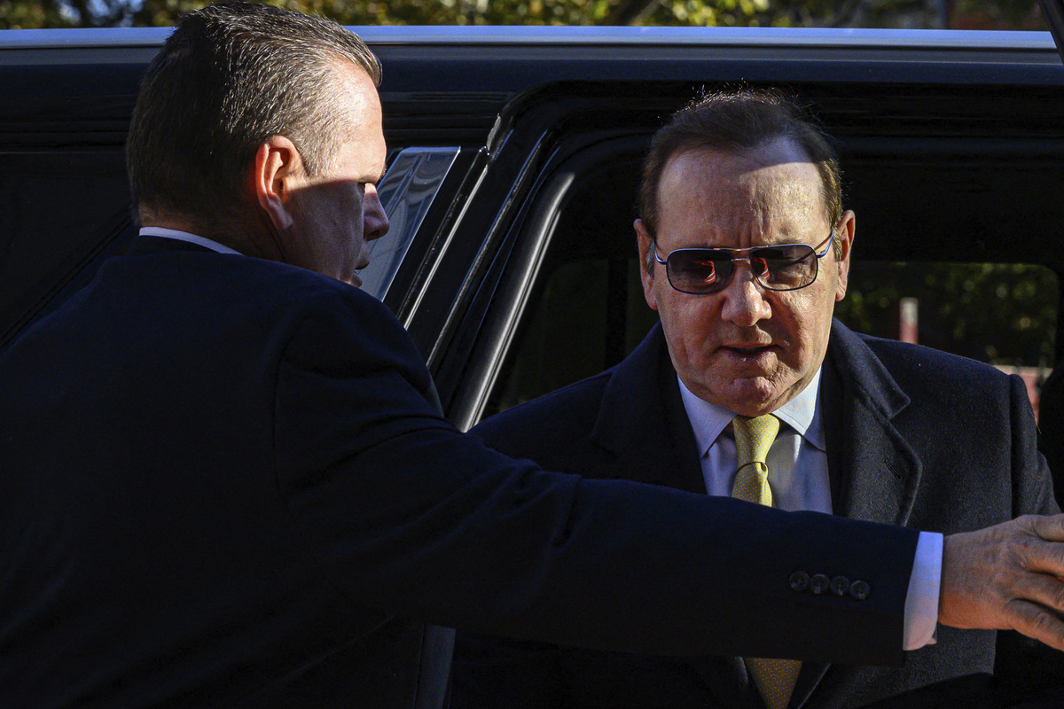 Kevin Spacey compared to serial killer character in shocking sex abuse ...