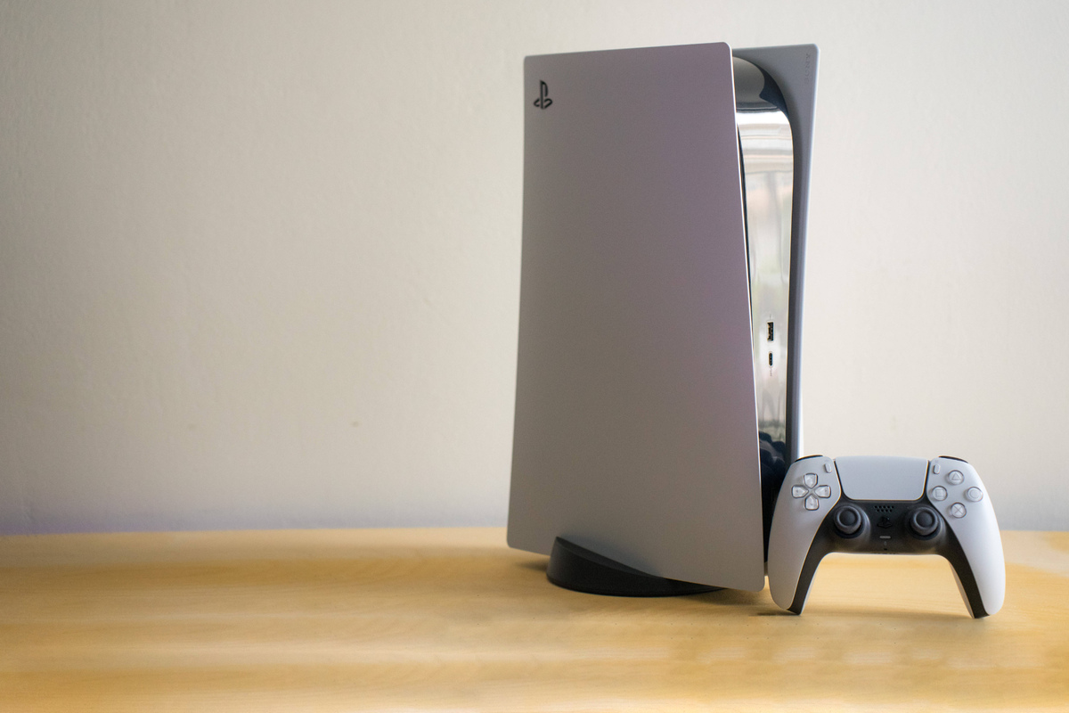 Sony announces Switch-like handheld device for PlayStation gamers