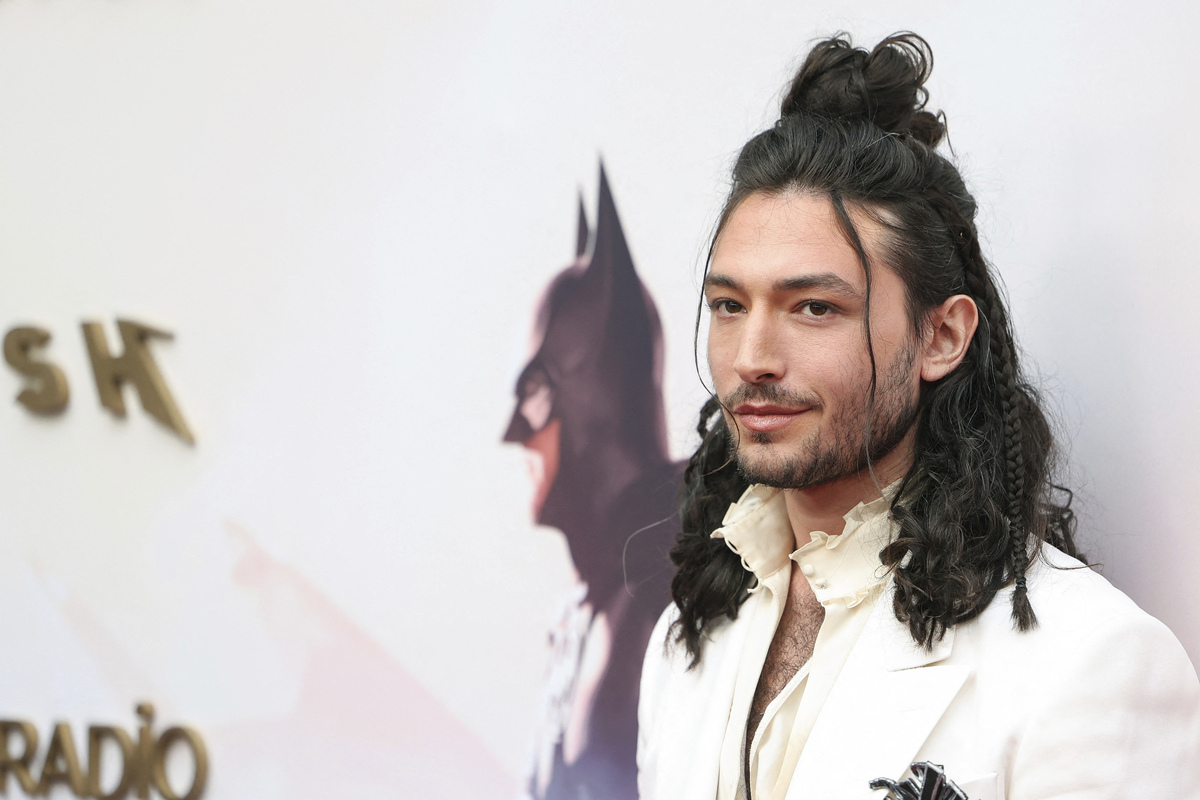 Ezra Miller breaks silence on latest scandal and returns to Instagram ...
