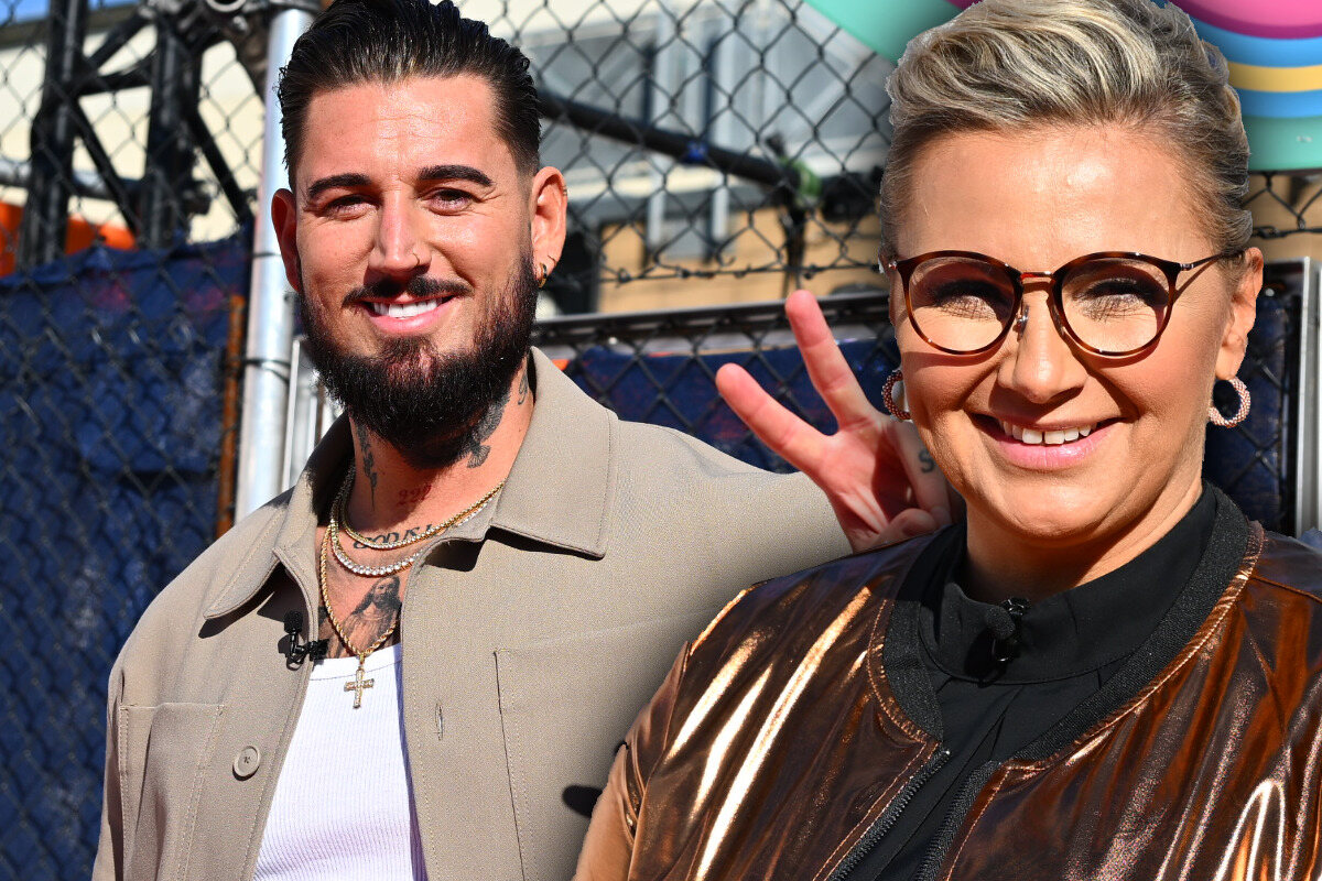 Promi Big Brother (SAT.1 und Joyn) - Alida Kurras guckt an Mike Heiter ...