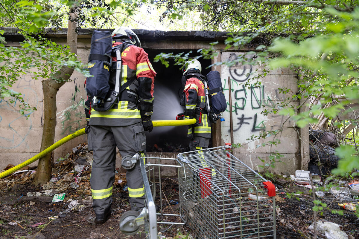 Zella-Mehlis: Garage bietet Obdachlosen Dach über dem Kopf, dann ...