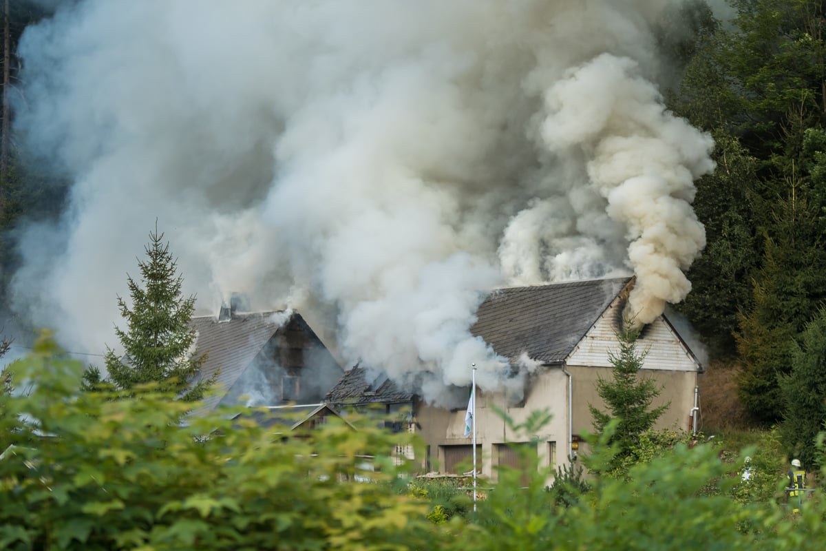 Nach verheerendem Brand im Erzgebirge: Ursache steht fest