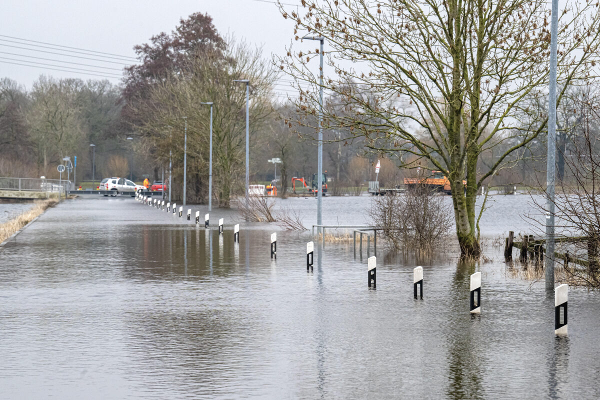 Hochwasser in Niedersachsen und Bremen: Neue Regenschauer erwartet