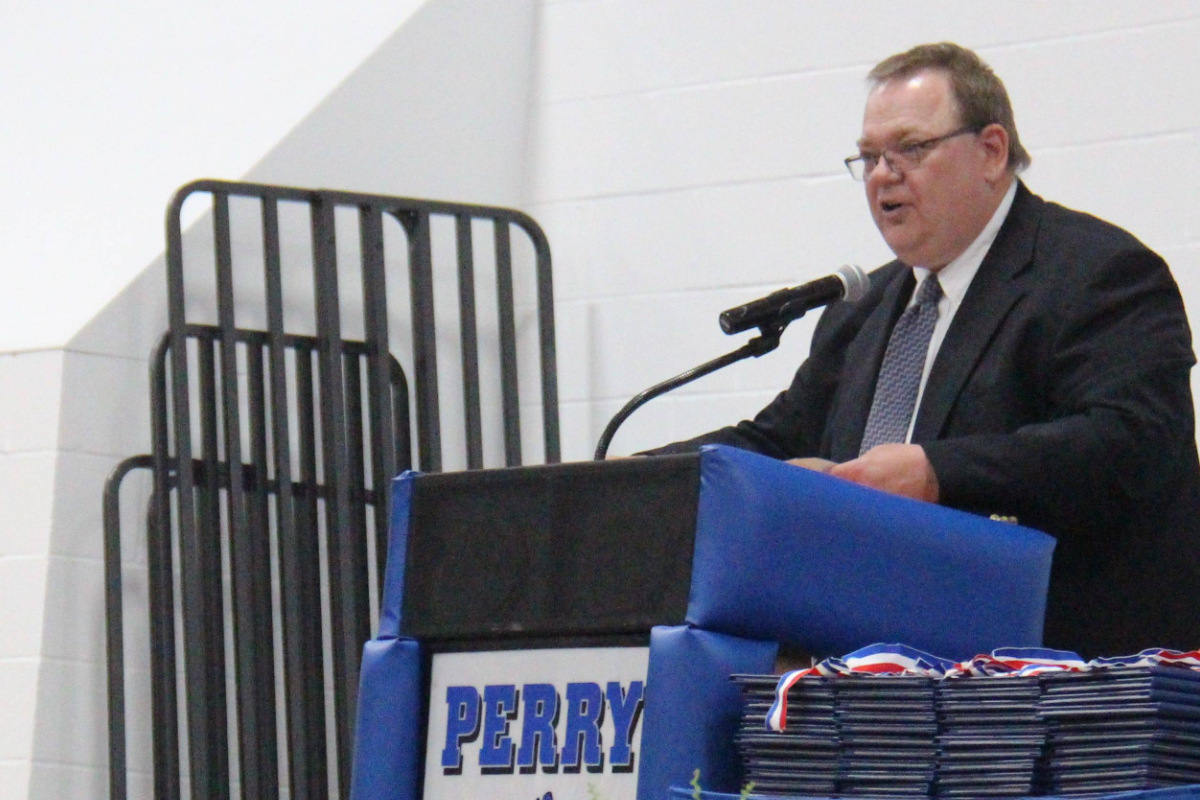 "Hero" principal in Iowa school shooting has died due to critical injuries