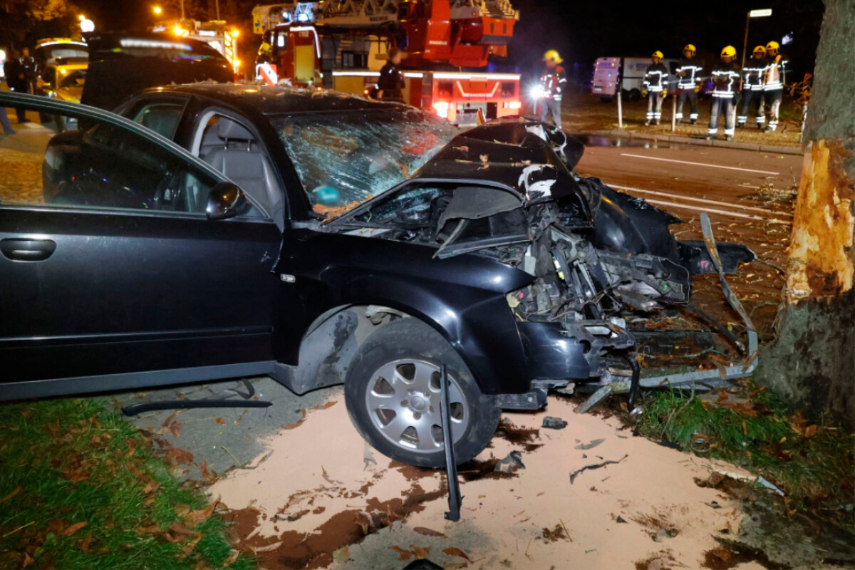Verfolgungsjagd in Chemnitz: Audi kracht gegen Baum