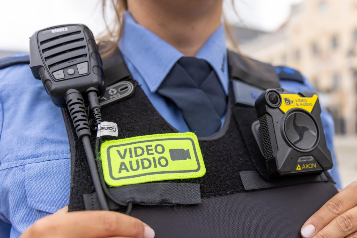 Allein im Vorjahr lief die Bodycam 760 Mal mit: Immer mehr Polizisten ...