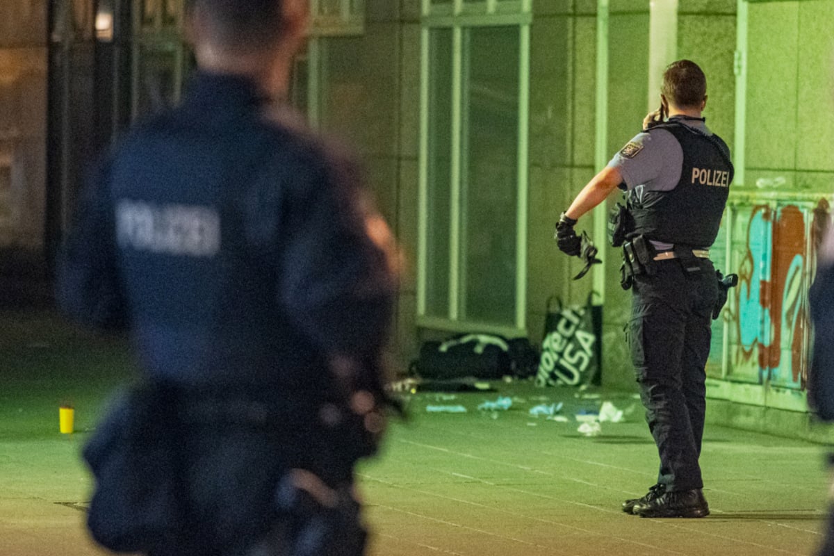 Messerattacke: Blutige Auseinandersetzung mitten in Frankfurt - Zwei Männer niedergestochen