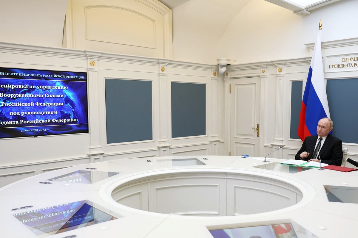 Putin officially pulls Russia out of Comprehensive Nuclear Test Ban Treaty