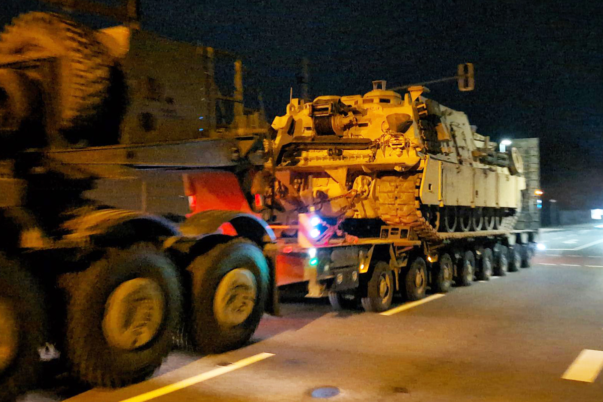 Sachsen: US-Panzer rollen nachts in Frankenberg ein - Was ist da los?