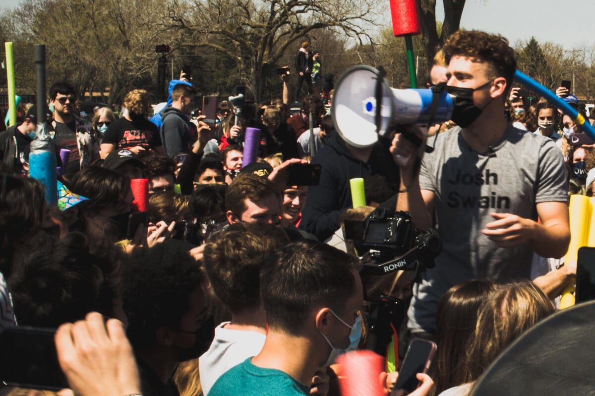 Hundreds of Joshes battle it out with pool noodles for the Ultimate ...