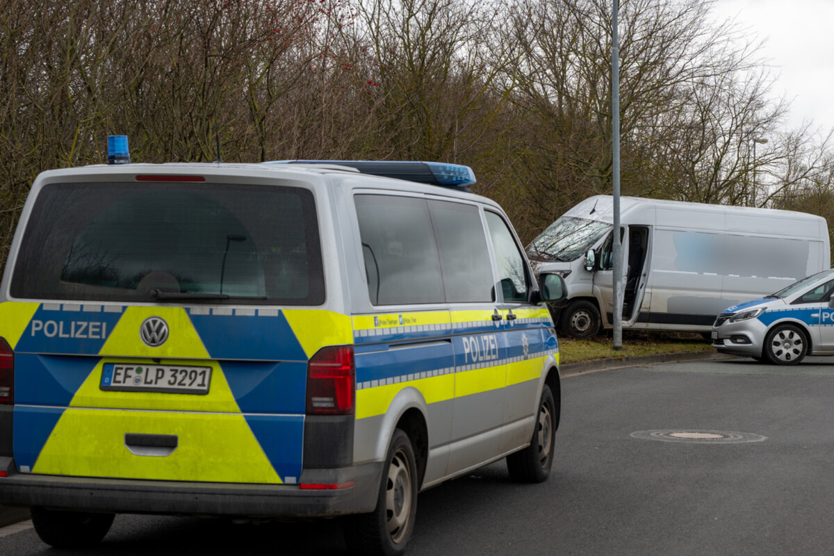 Erfurt: Teenager klaut Transporter und liefert sich Verfolgungsjagd mit ... Erfurt: Teenager klaut Transporter und liefert sich Verfolgungsjagd mit ...