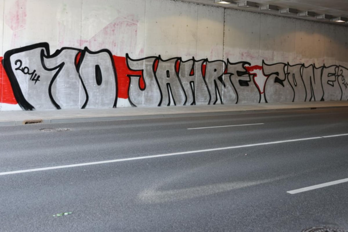 Leipzig: 10.000 Euro Schaden! RB-Ultras "Zone 147" sprühen XXL-Graffiti ...
