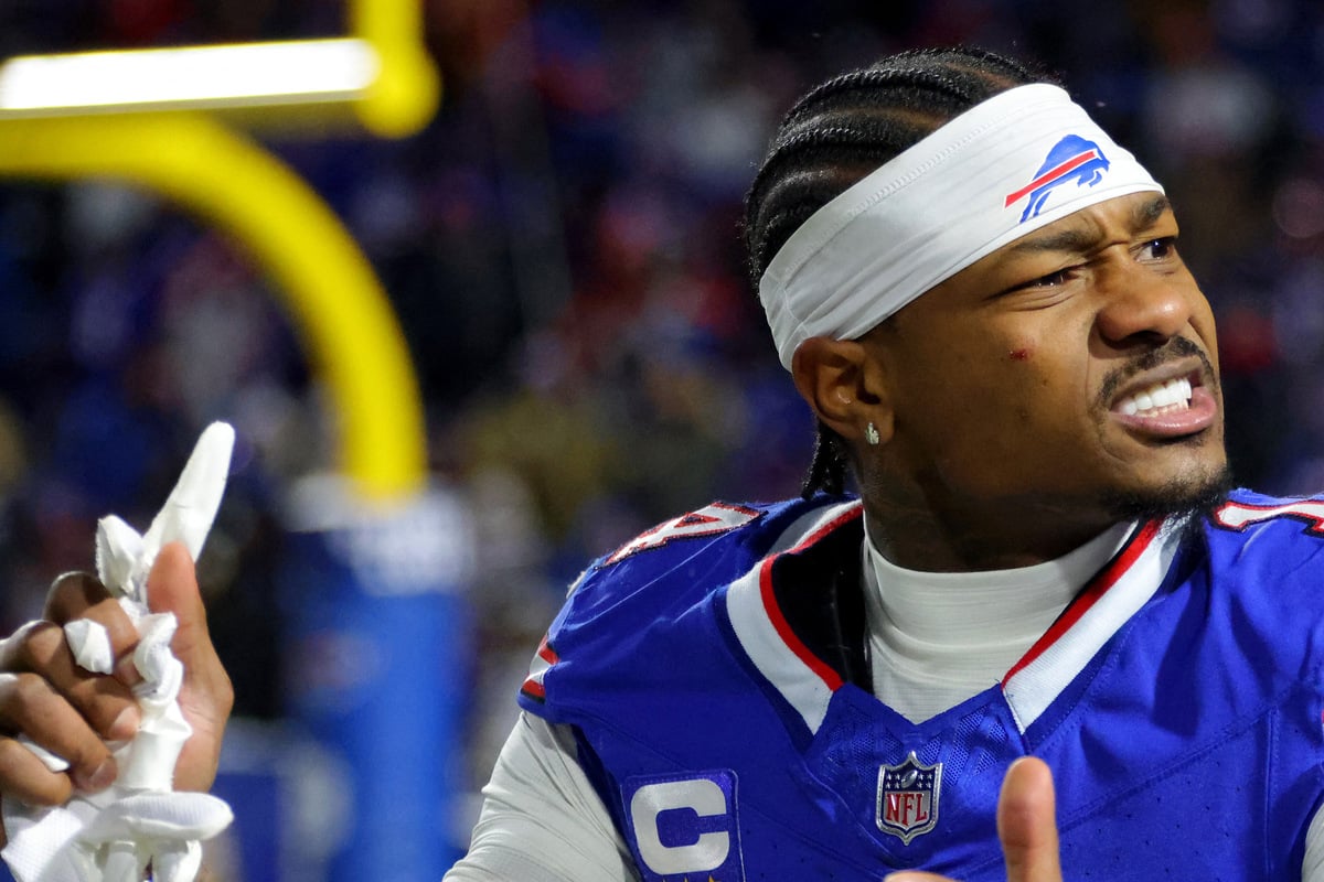 Bills star Stefon Diggs leaves Buffalo in blockbuster trade
