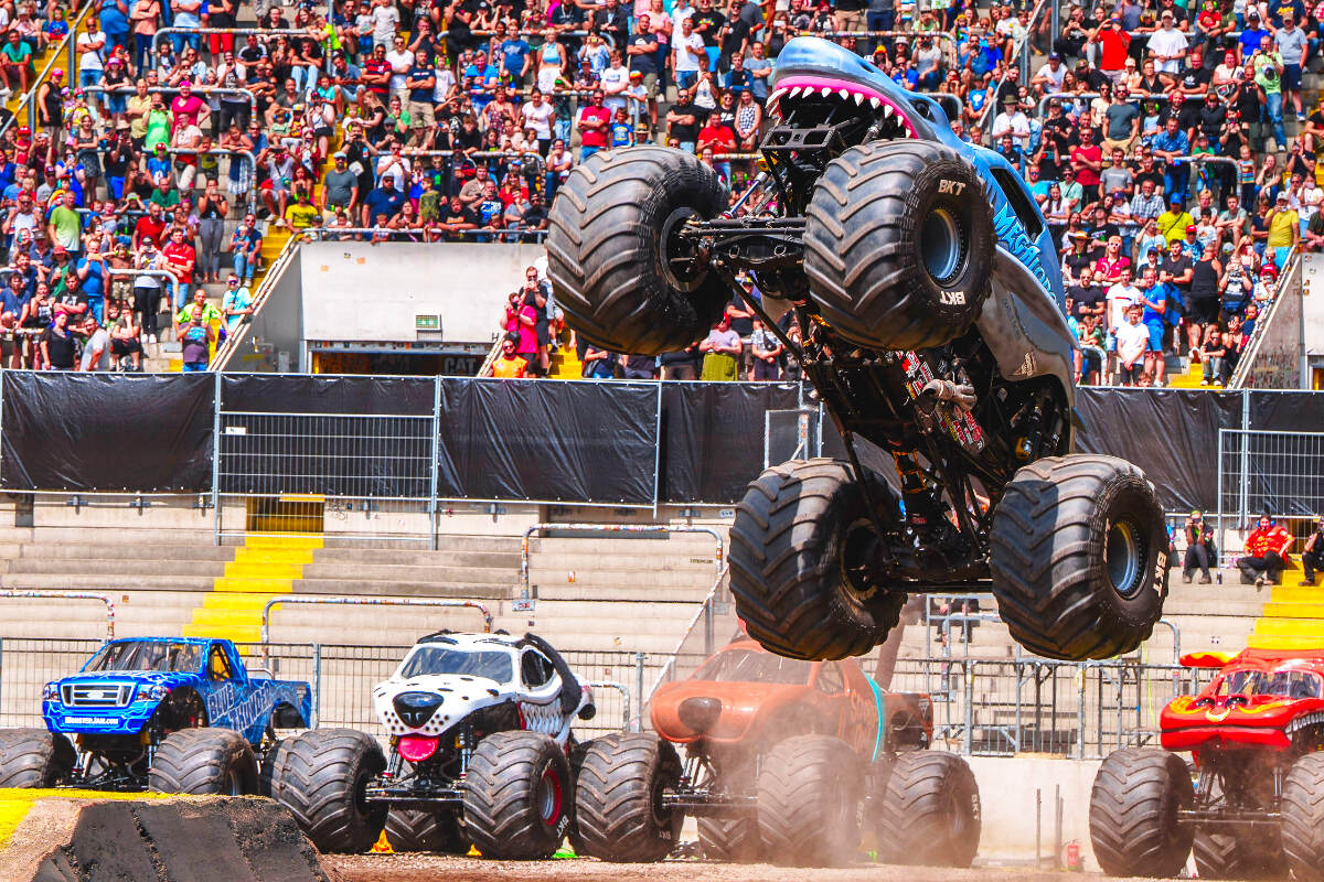 Was hat dieser Truck im Rudolf-Harbig-Stadion zu suchen?