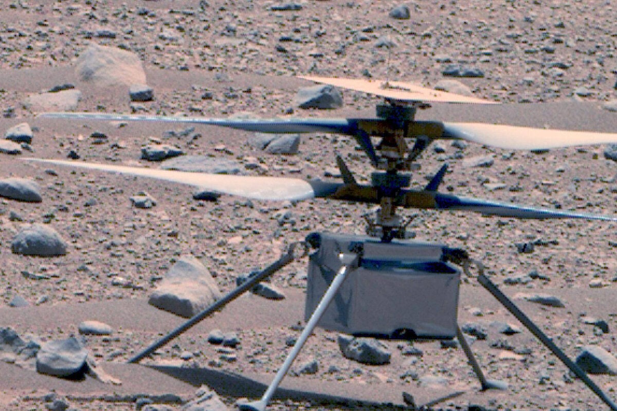 Mars helicopter Ingenuity suffers paralyzing damage