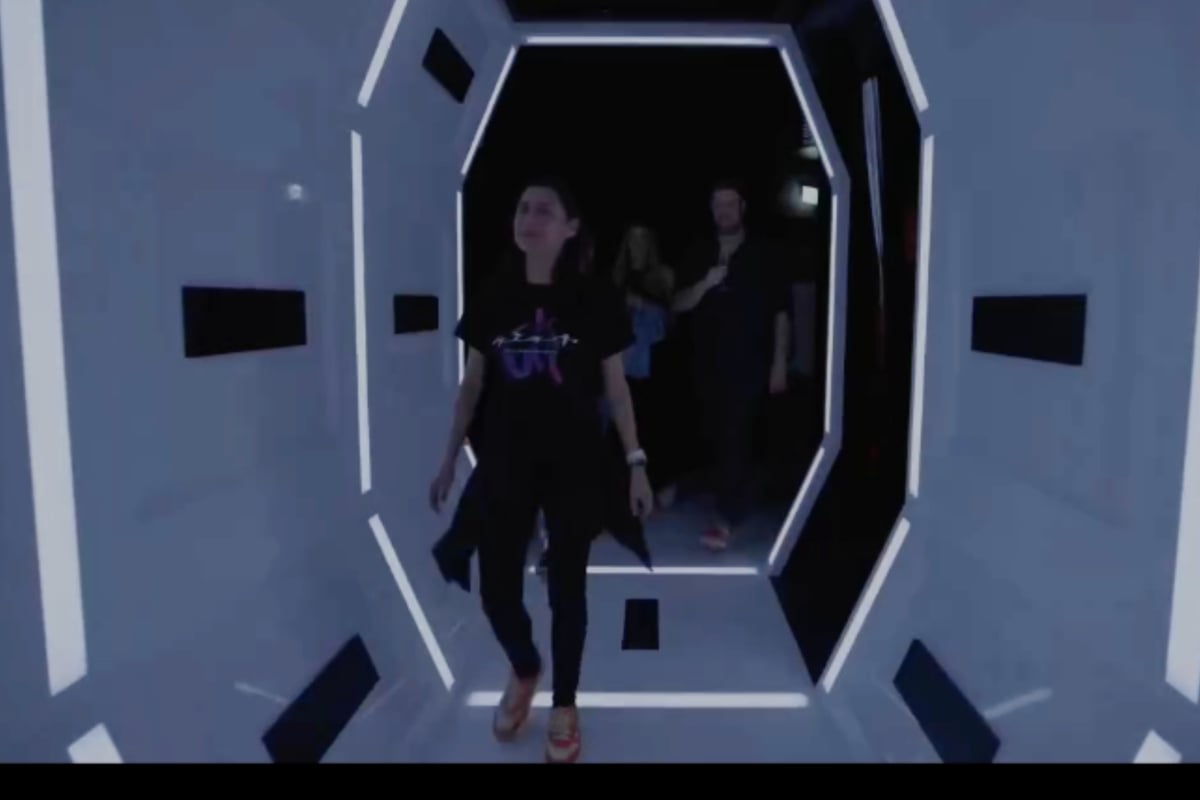 Tesla-Fabrik hat jetzt eigenen Techno-Club: Hier raven Mitarbeiter nach ...