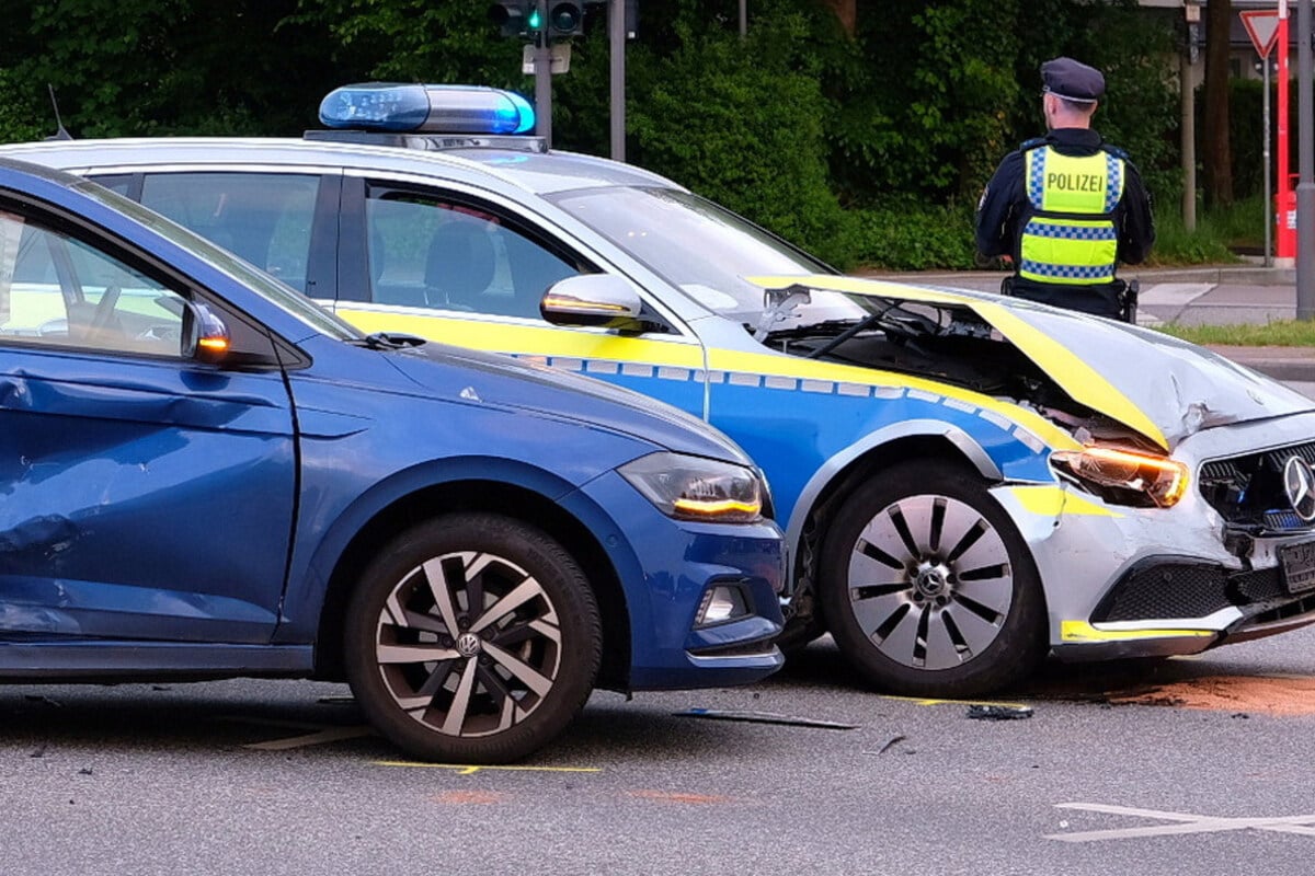 Hamburg: Vier Verletzte nach Unfall mit Streifenwagen
