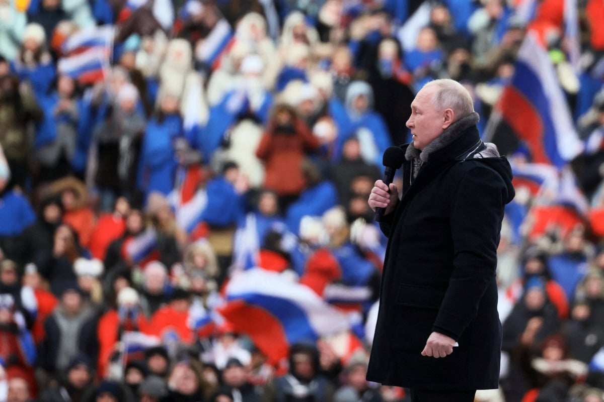 Putin drops more dark references to nuclear weapons