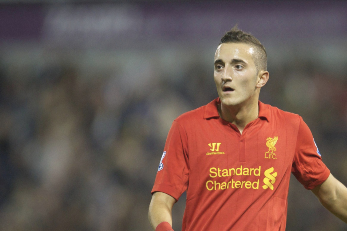 Beispielloser Absturz: Ex-Liverpool-Kicker Samed Yesil spielt heute in ...