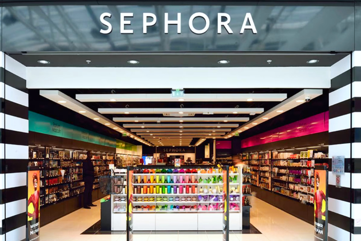 It's super amazing what Sephora is selling for cheap on Friday, February 7