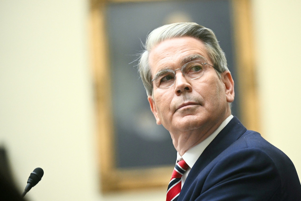 Scott Bessent reportedly threatened to punch colleague over claims of ...