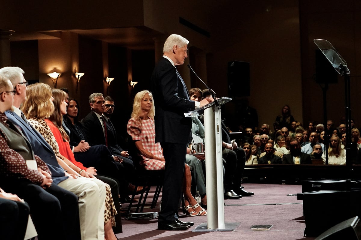 Bill Clinton urges unity in speech on anniversary of Oklahoma City bombing