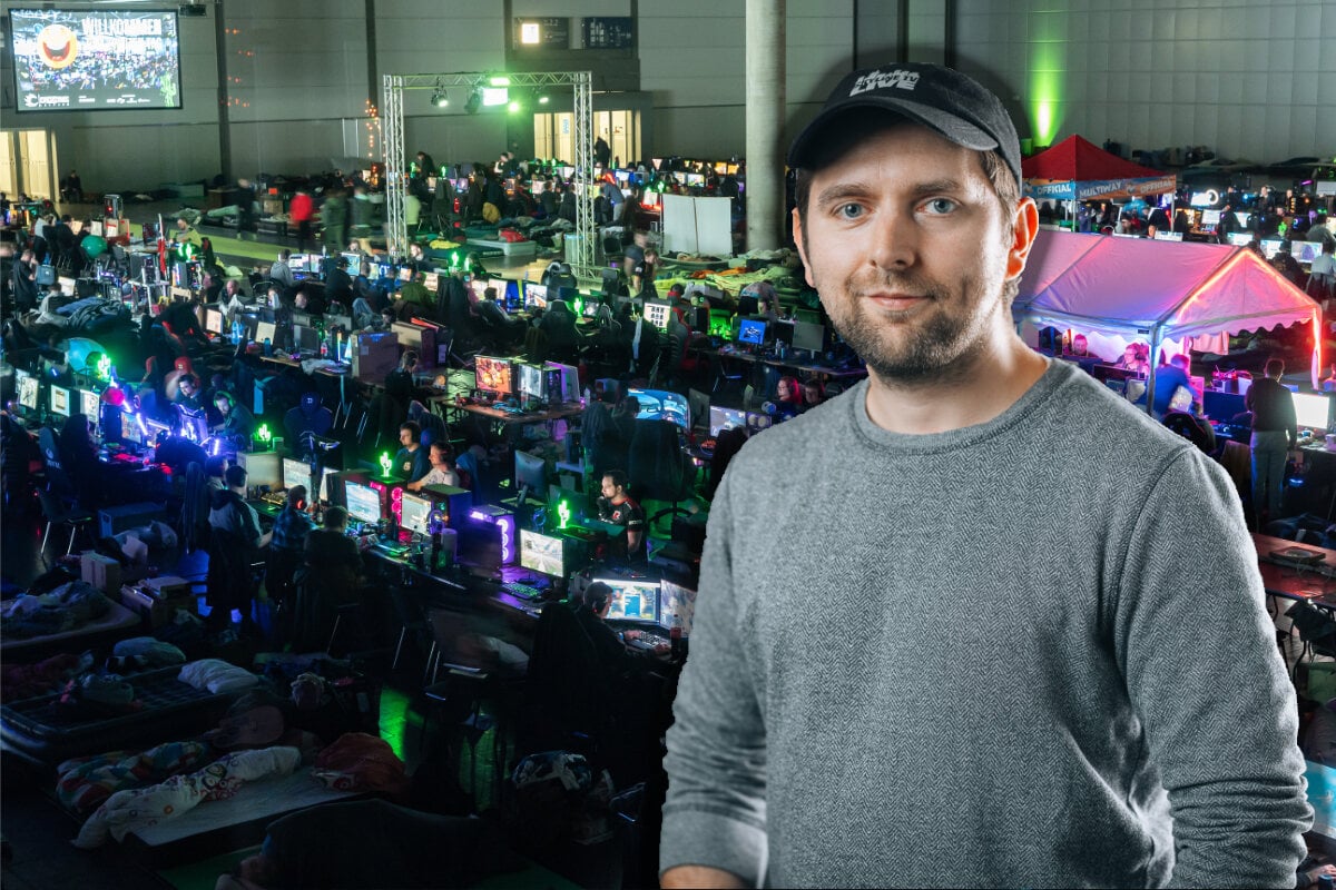 Leipzig: Streamer Adam Wolke zockt bei der "CAGGTUS" um Geld - hier ...