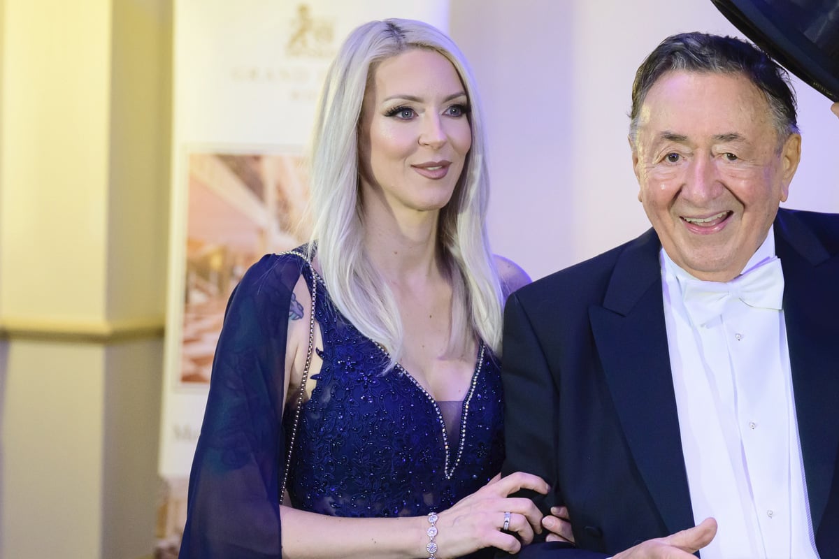 Nach Todesfall und Autounfall: Simone Lugner spricht über Beziehung zu ...