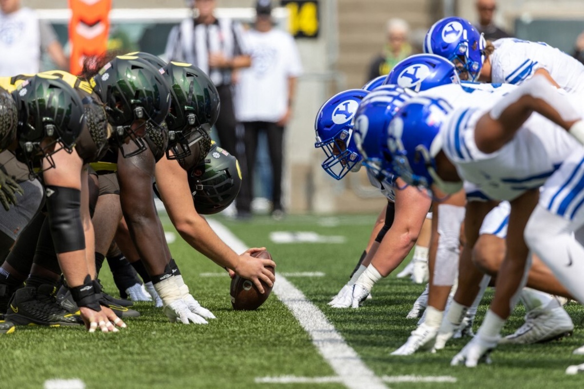 Oregon issues an apology for "offensive and disgraceful" chant during ...