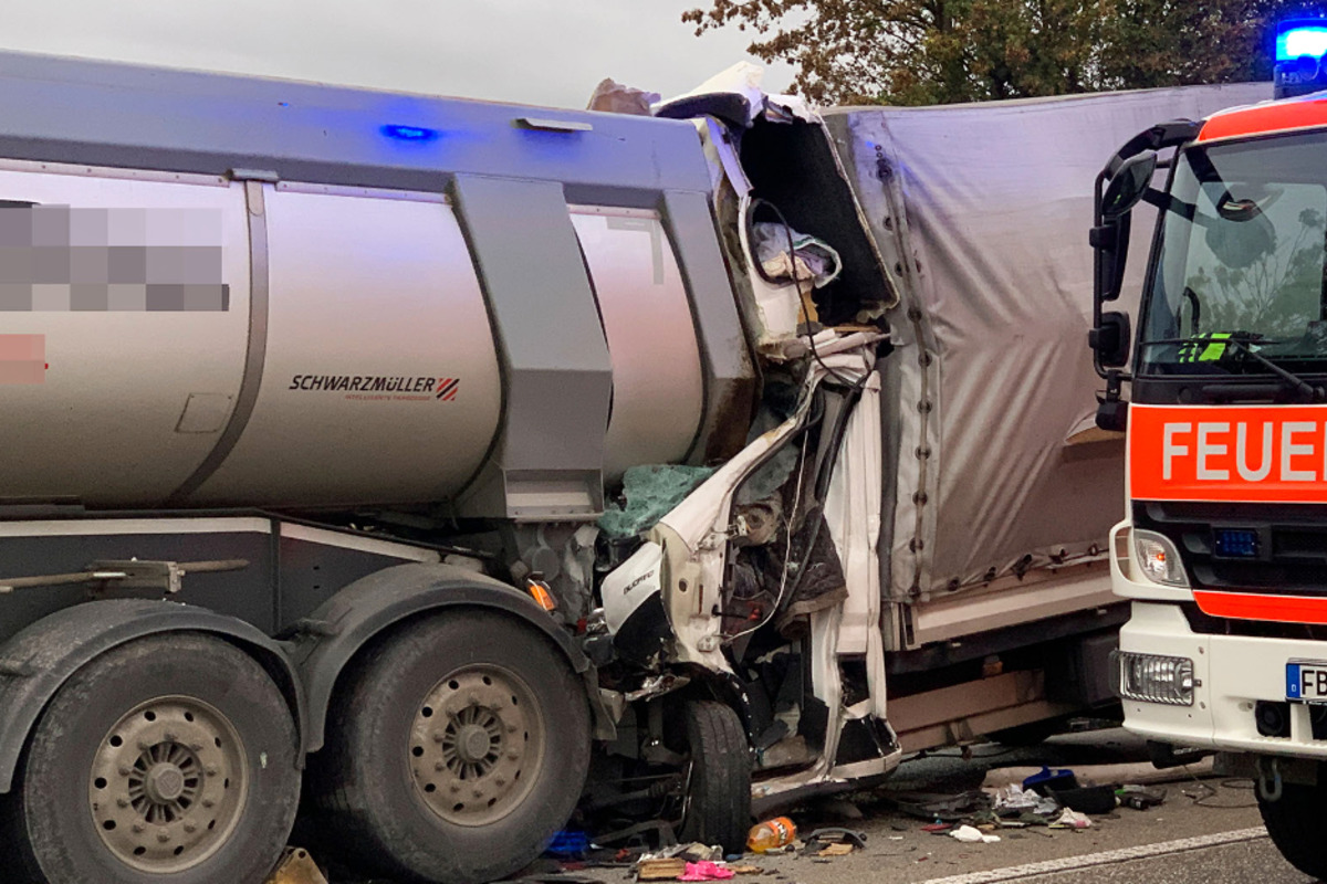 Unfall A5: Schwerer Unfall am Morgen - A5 bei Butzbach voll gesperrt