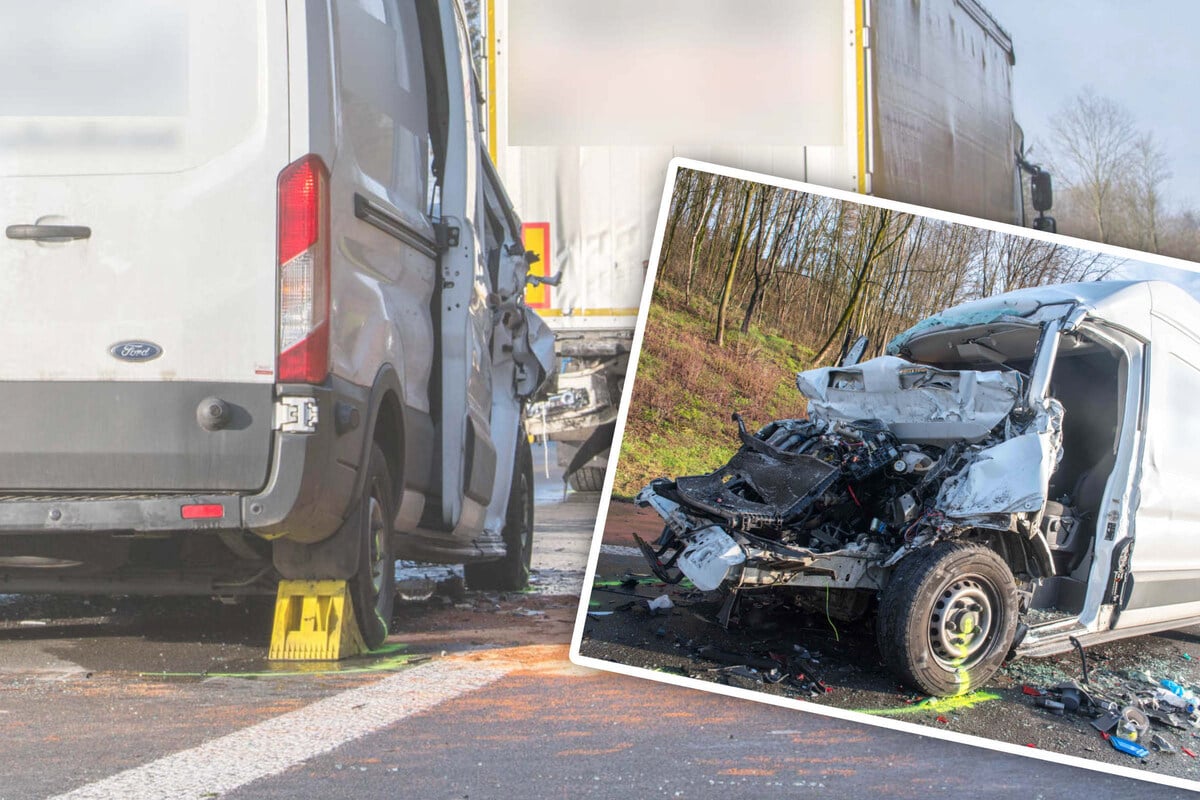 Unfall A4: Transporter kracht in Stauende und prallt auf Lkw - Rettungshubschrauber im Einsatz
