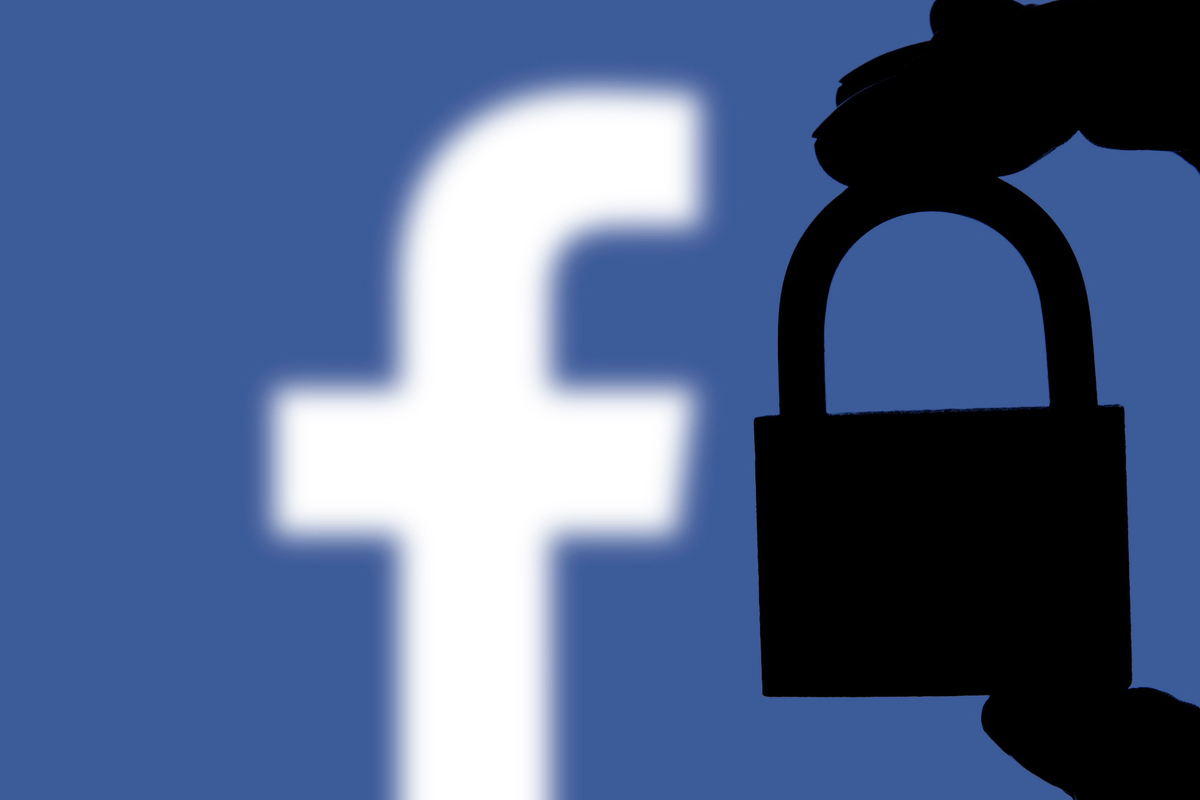 Facebook in trouble for putting kids "at risk" as FTC plans crackdown