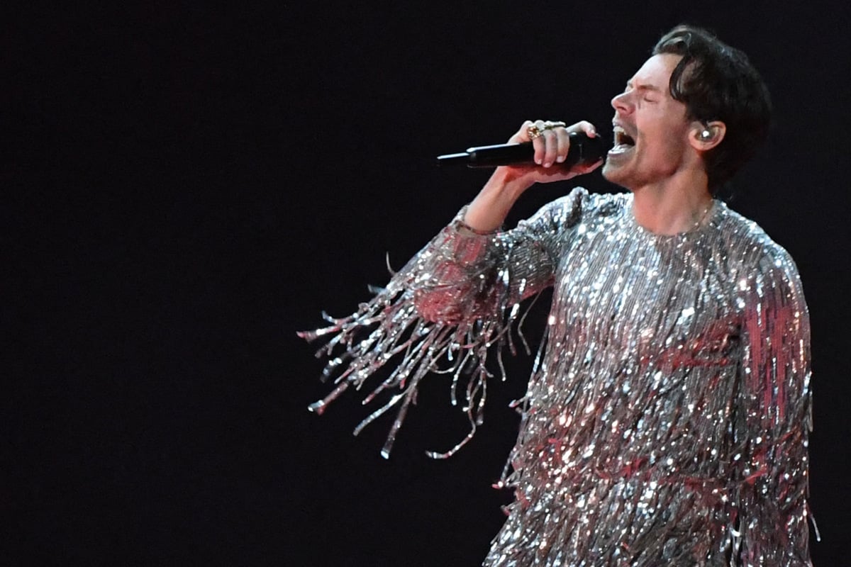 Harry Styles sparks comeback frenzy with cryptic posters and NYC ...
