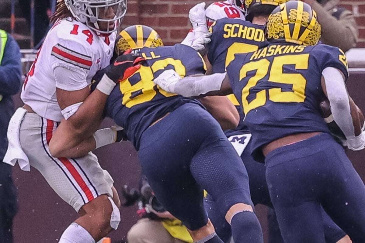 NCAA Football: Wolverines beat rival Buckeyes to spoil OSU's season finale