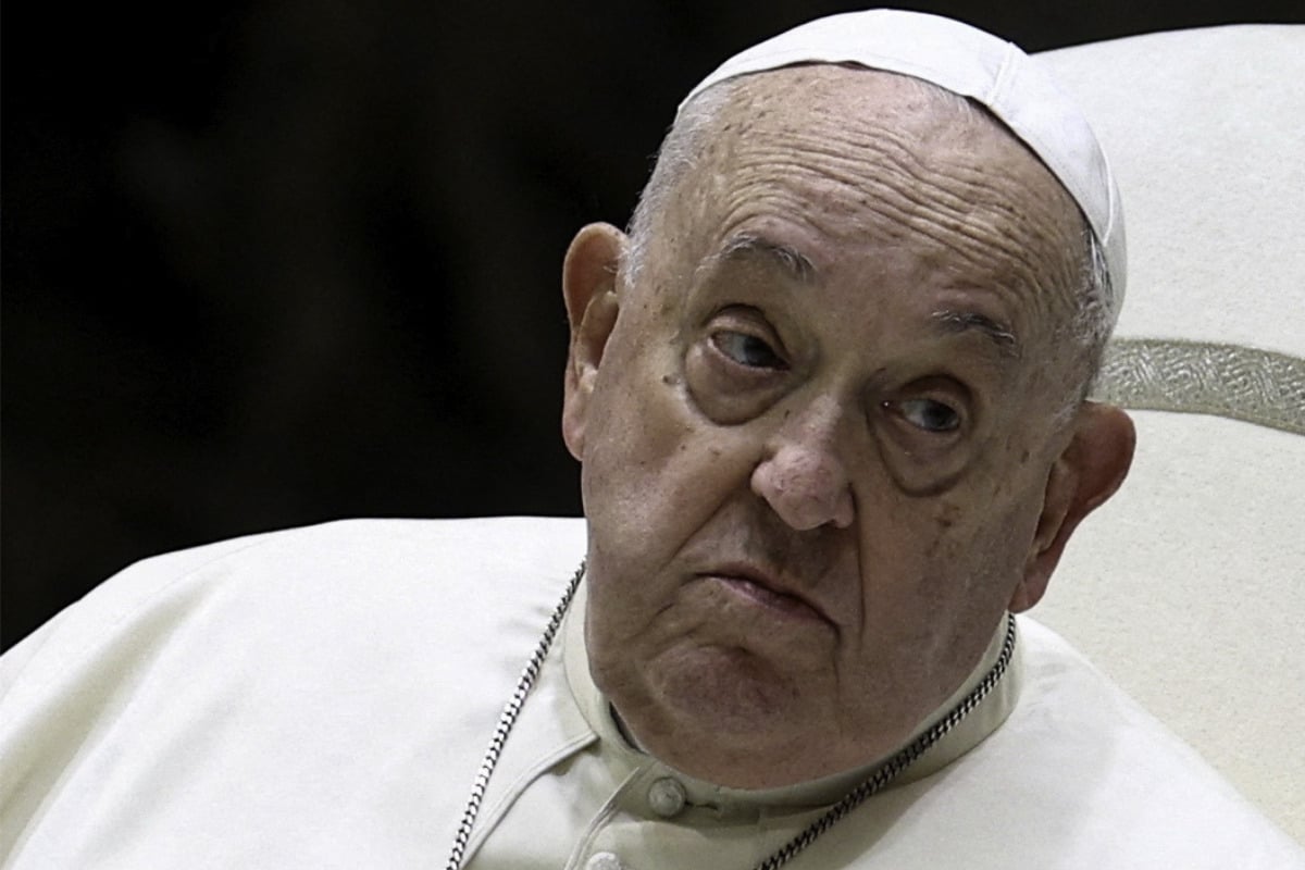 Pope Francis urges Trump to lead a new administration with "no room for ...