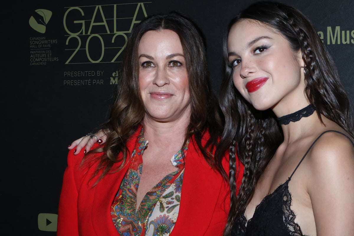 Alanis Morrisette explains absence at Rock n' Roll Hall of Fame