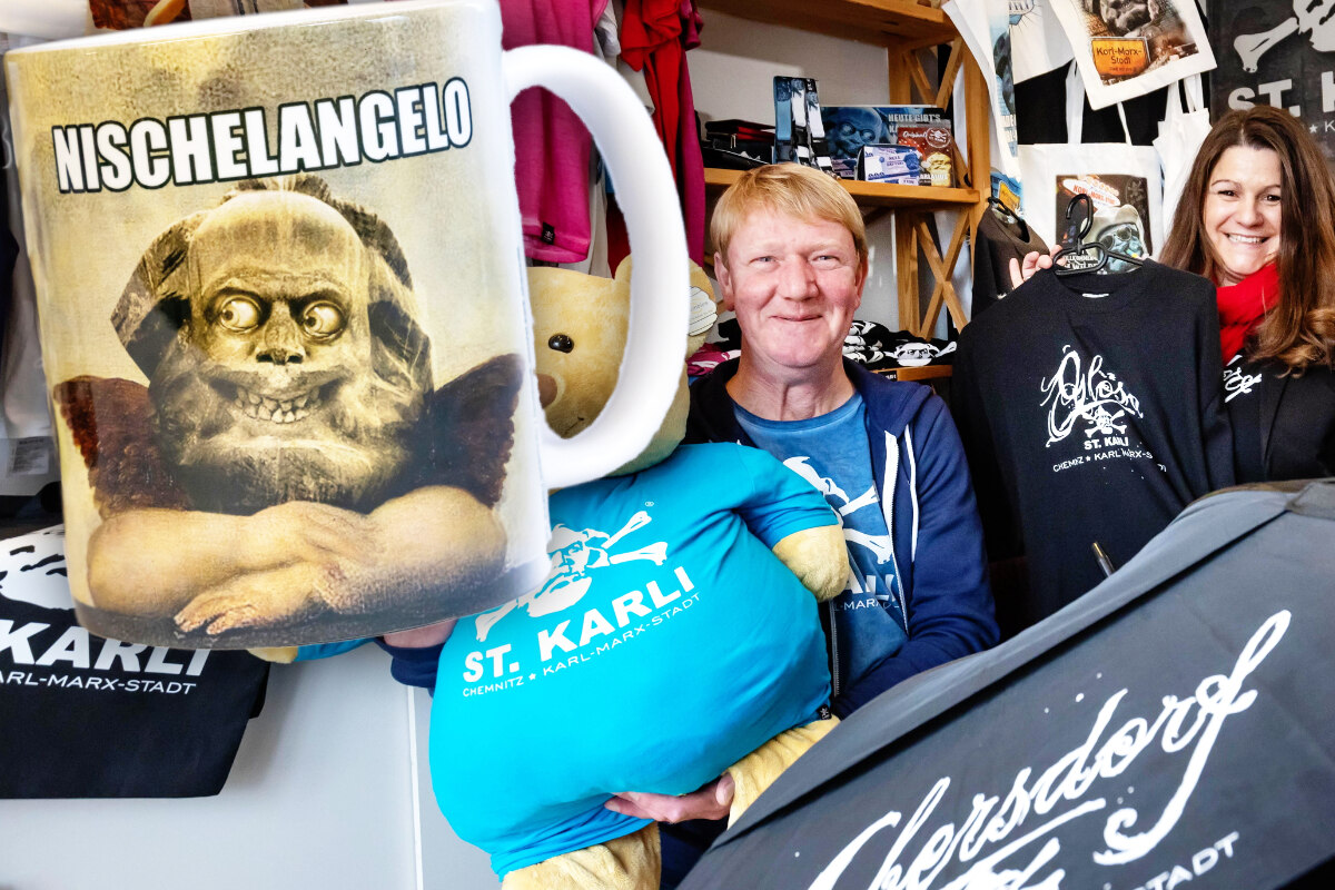 St. Karli ist der Souvenir-König von Chemnitz