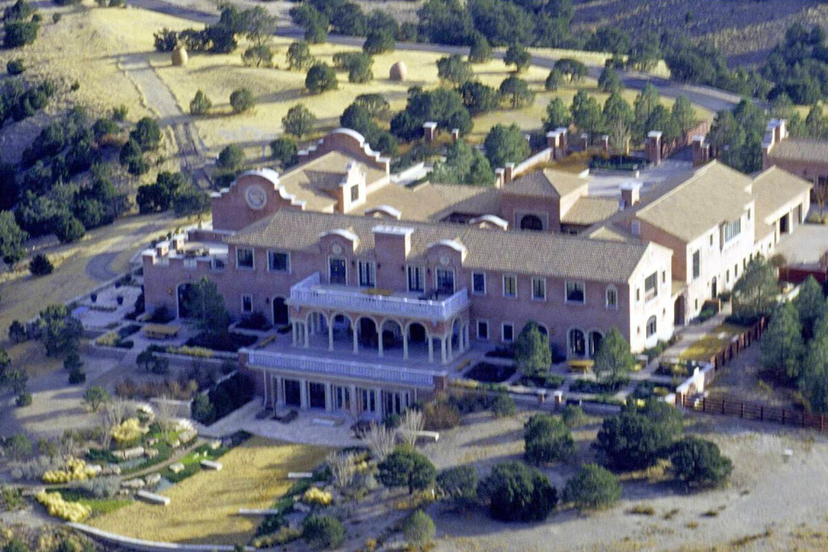 Epstein ranch bought by Trump ally in New Mexico is under investigation ...