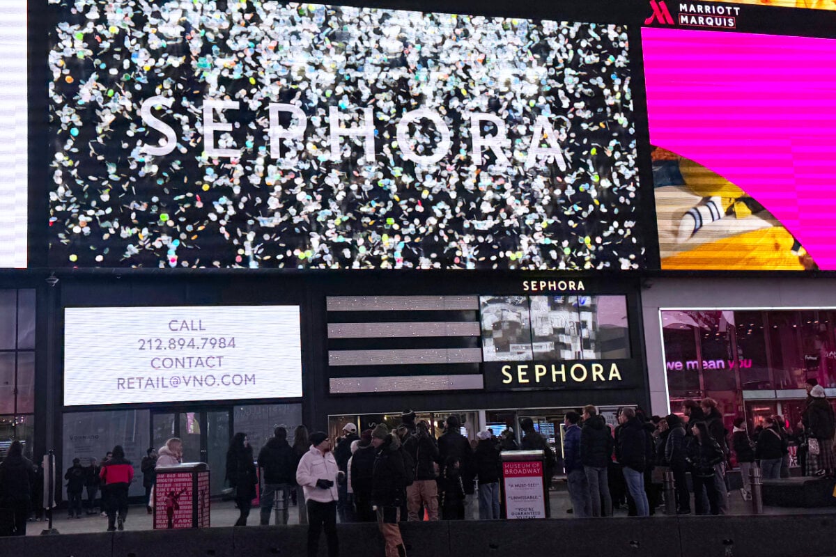 Sephora is selling these popular beauty trends for cheap on Friday ...