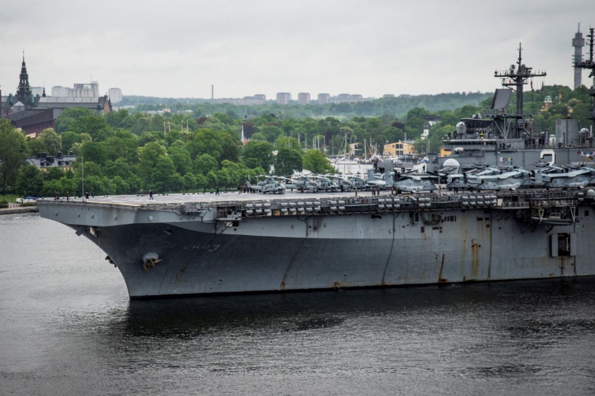 Kieler Woche: Das gigantische Kriegsschiff "USS Kearsarge" kommt in die ...