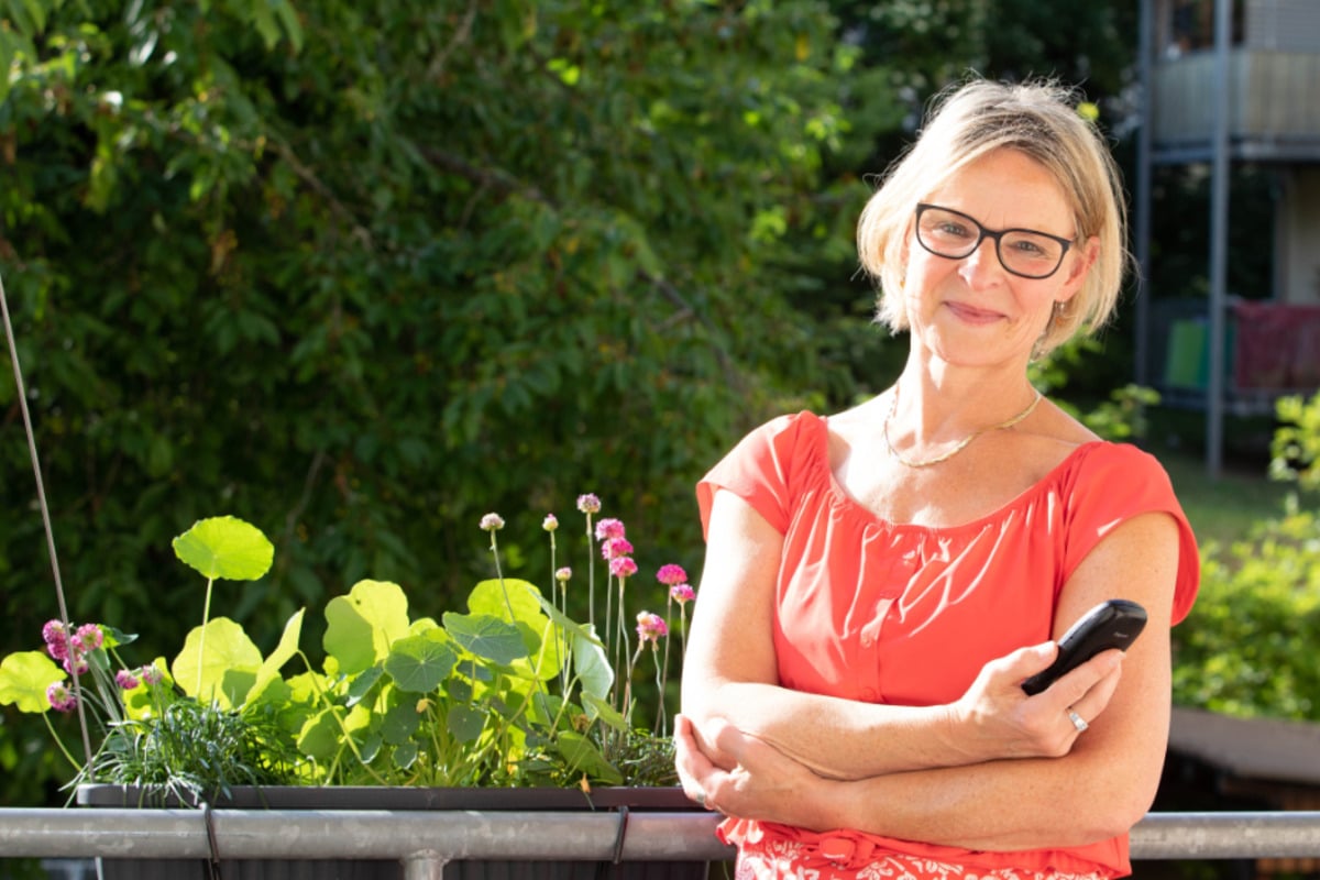 Plauen: Frau alarmiert nach mysteriösem Anruf den Notarzt und rettet 101-Jähriger das Leben!