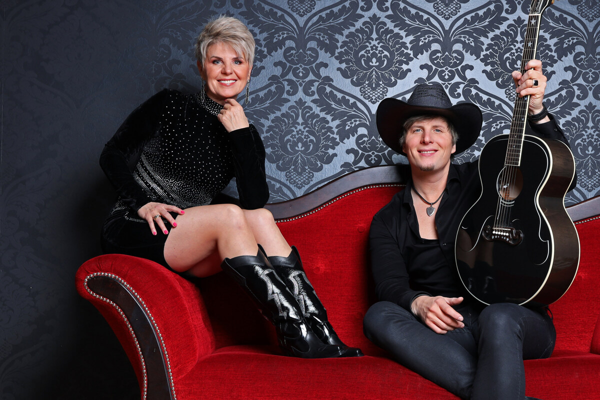 Dresden: Neues Album der Dresdnerin Linda Feller kommt aus Country-Mekka