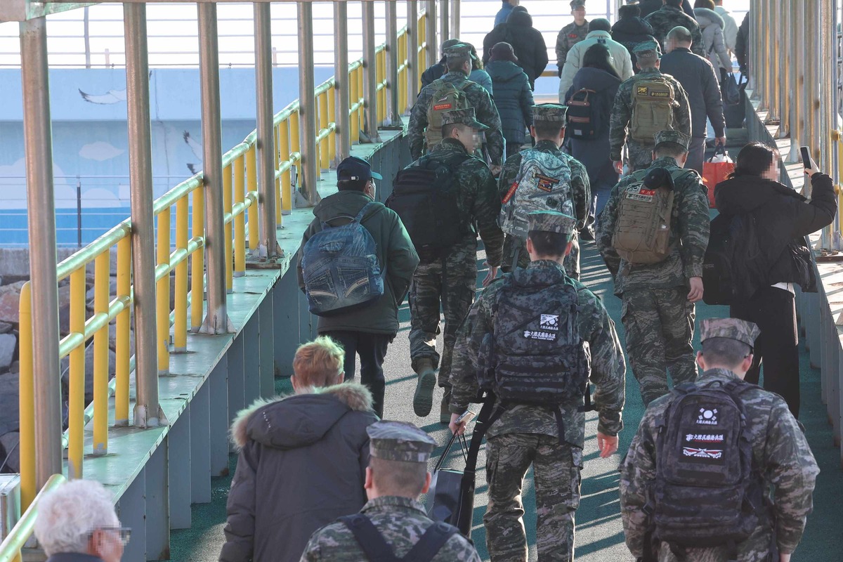 North Korea conducts live-fire drills near border in "a threat to the ...