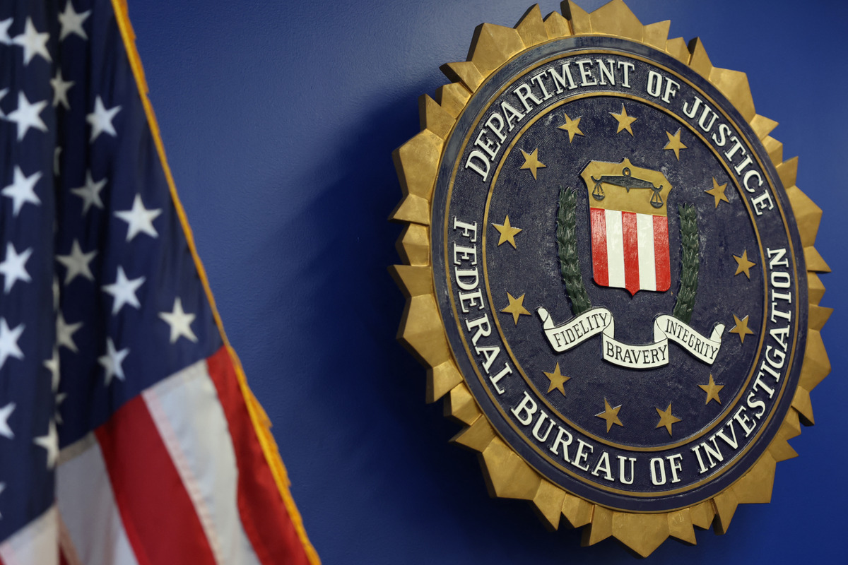 Two Chinese nationals arrested in US over Navy esponiage scheme