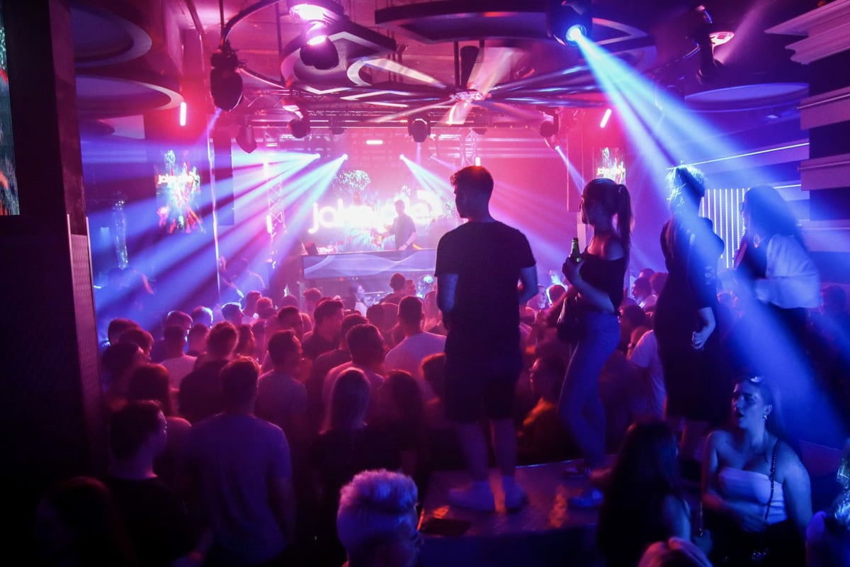 Leipzig: Neuer "Twenty One"-Dancefloor um Mitternacht enthüllt, es ...
