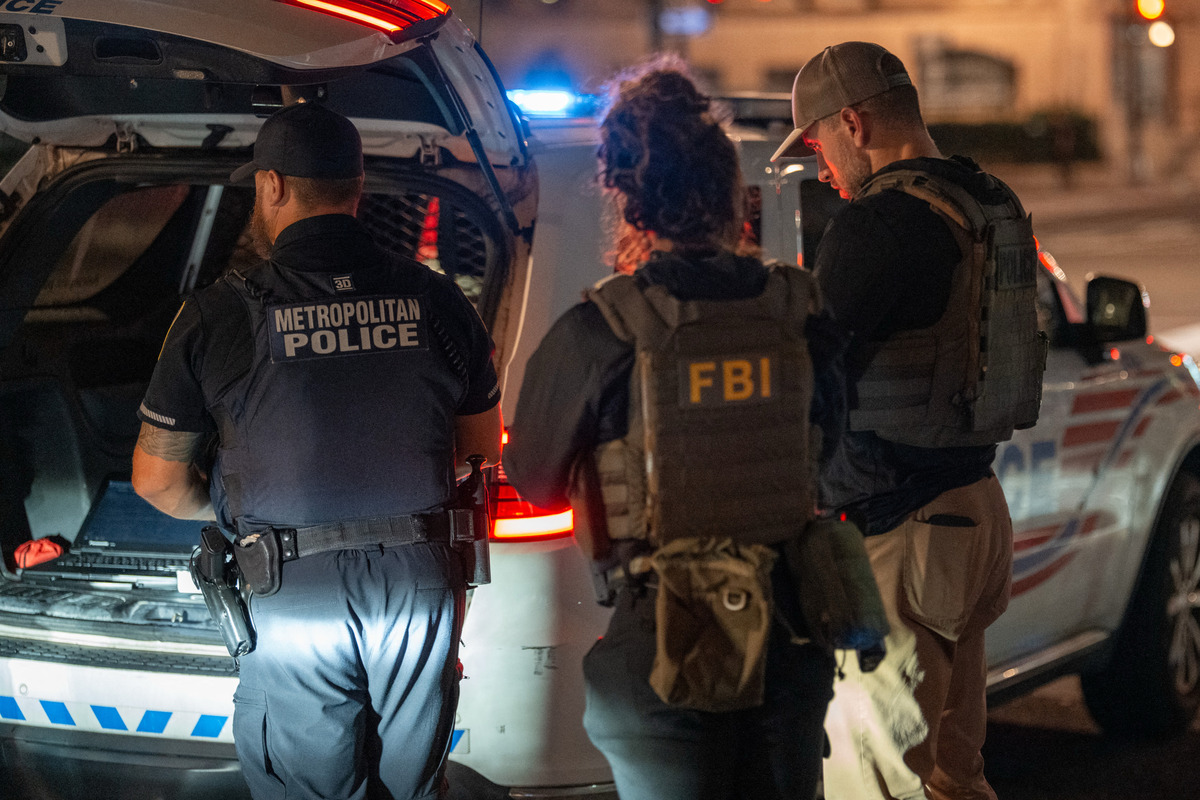 ICE efforts bolstered by staggering number of reassigned FBI agents | TAG24