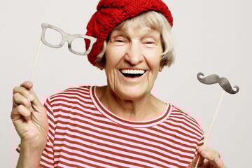 Witze für Senioren: Die besten Seniorenwitze für jede Gelegenheit