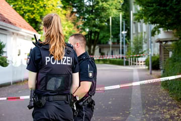Messerangriff auf Lehrer an Volkshochschule in Wedel gibt Rätsel auf