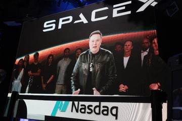 SpaceX blasts off its highly-anticipated IPO in record Wall Street ...