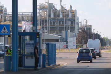 Explosion in Chemiepark Leuna - Feuer gelöscht